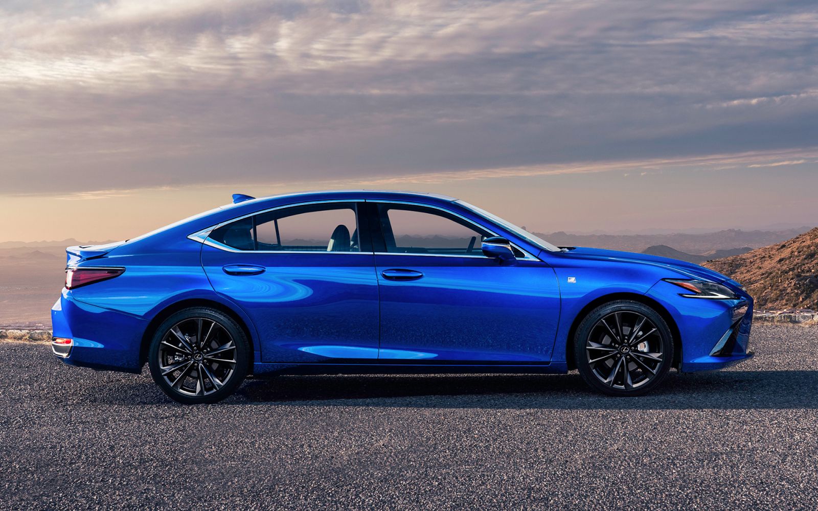 2025 LEXUS ES - Ken Shaw Lexus